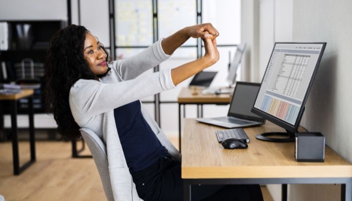Preventing Shoulder Pain at Desk with Workstation Ergonomics